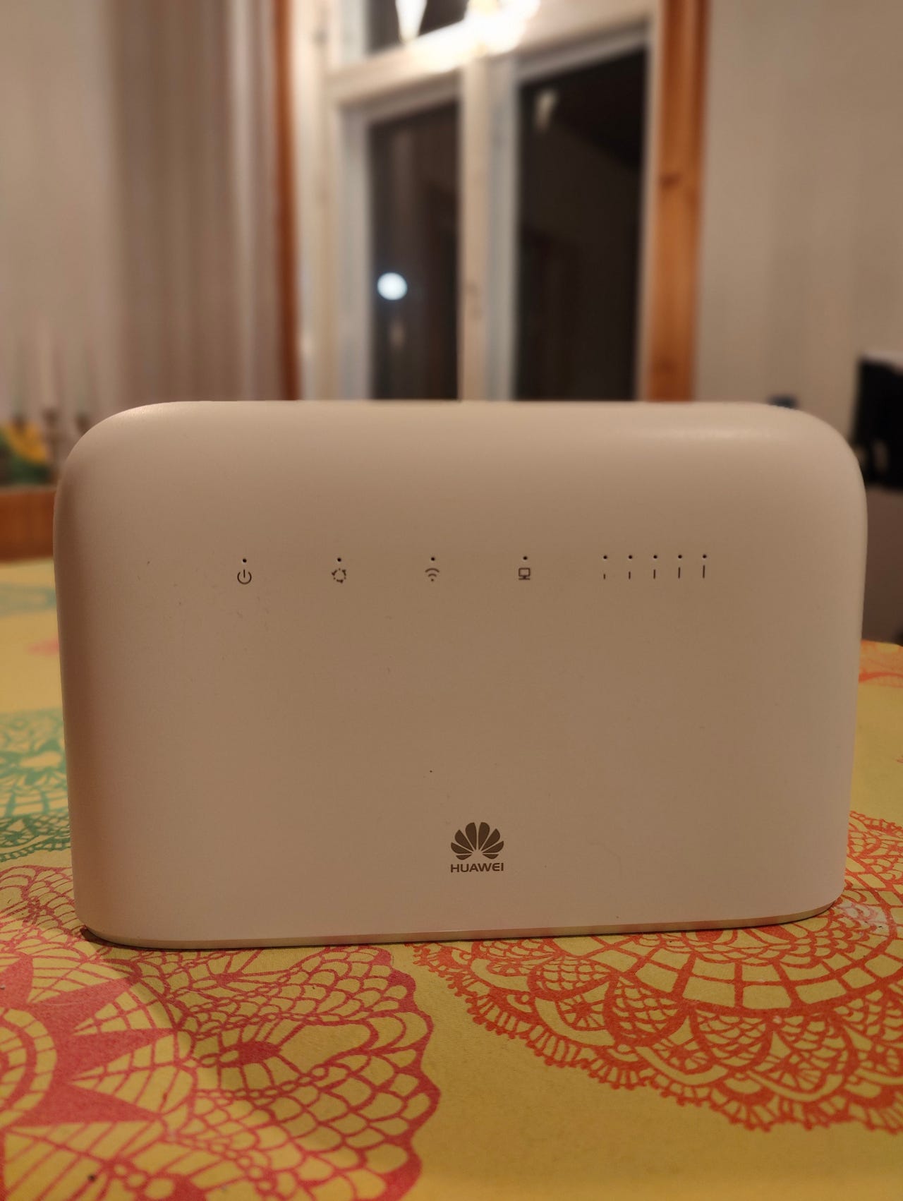 4G-reititin, Huawei B71s-23c | Tori