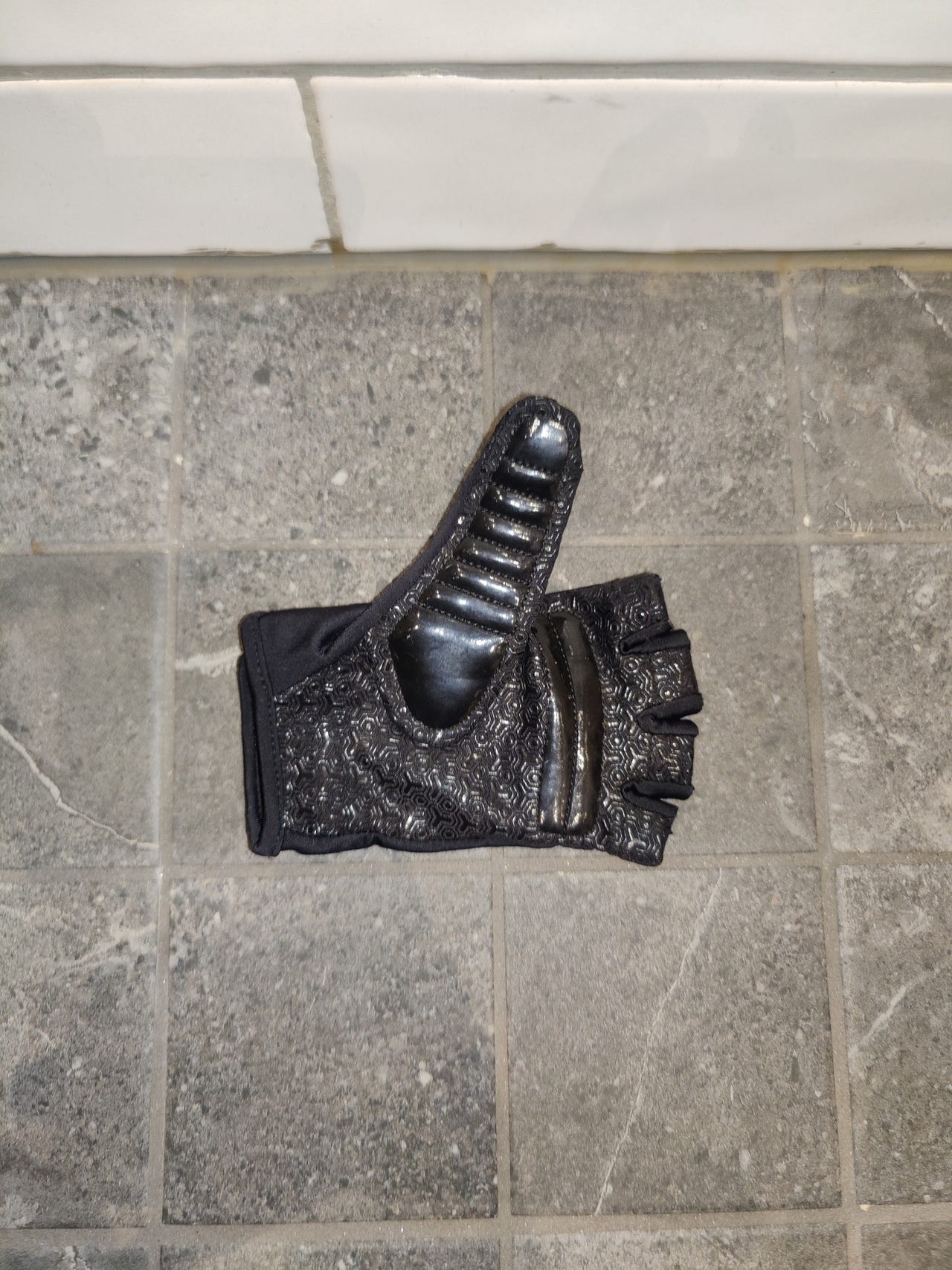 Paddle Wedge Trinity Inner Glove | Tori