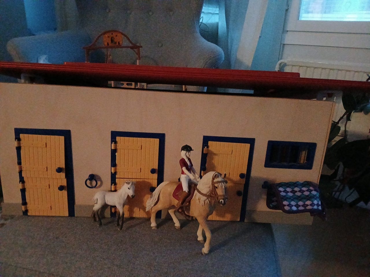 Schleich -talli, ratsastaja, hevonen ja varsa | Tori