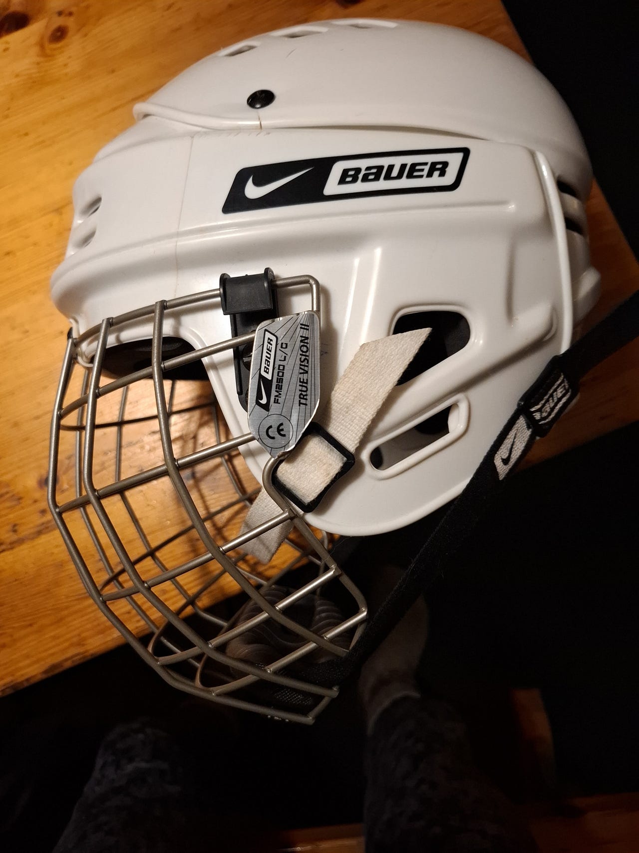 Bauer jääkiekkokypärä | Tori