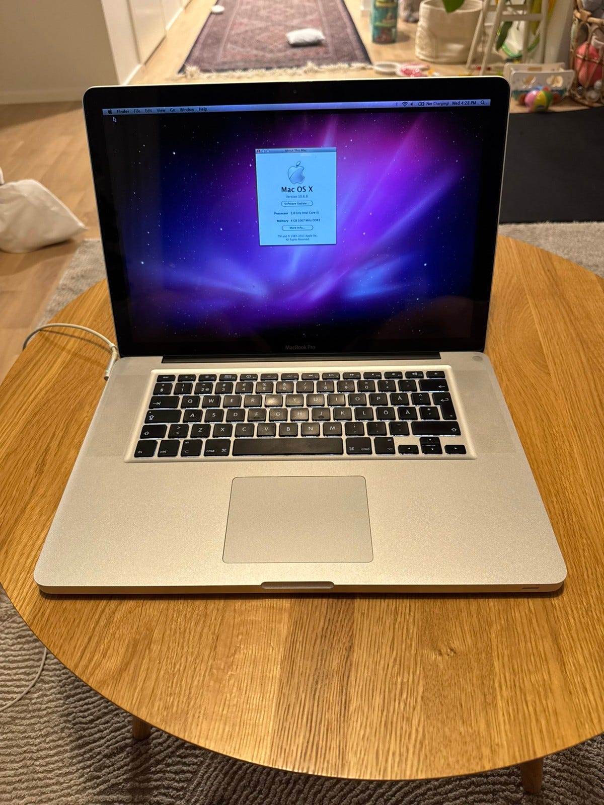 MacBook Pro 15” mid-2010 (akku ei toimi) | Tori