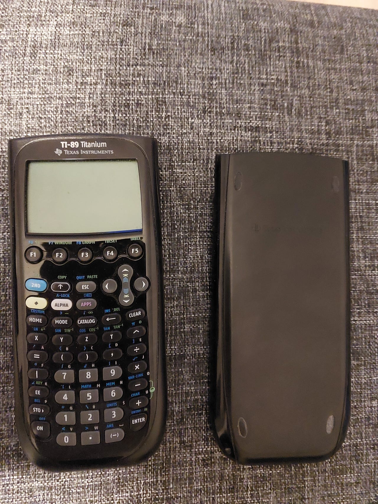 Laskin Texas Instruments TI-89 Titanium Voyage 200 | Tori