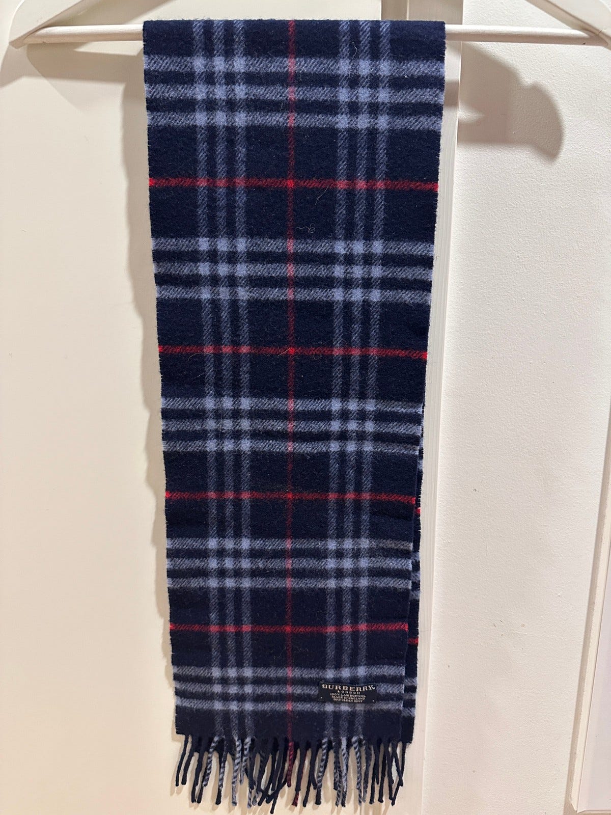 Burberry huivi 100% lampaanvillaa | Tori