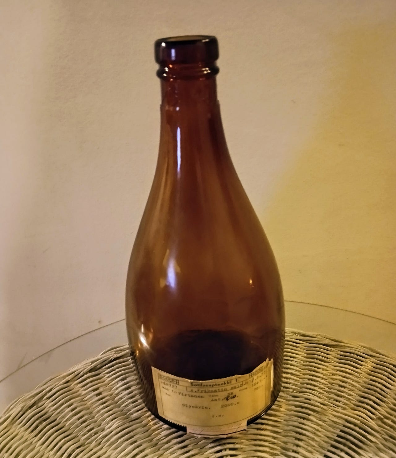 Vanha sotilas apteekin pullo | Tori