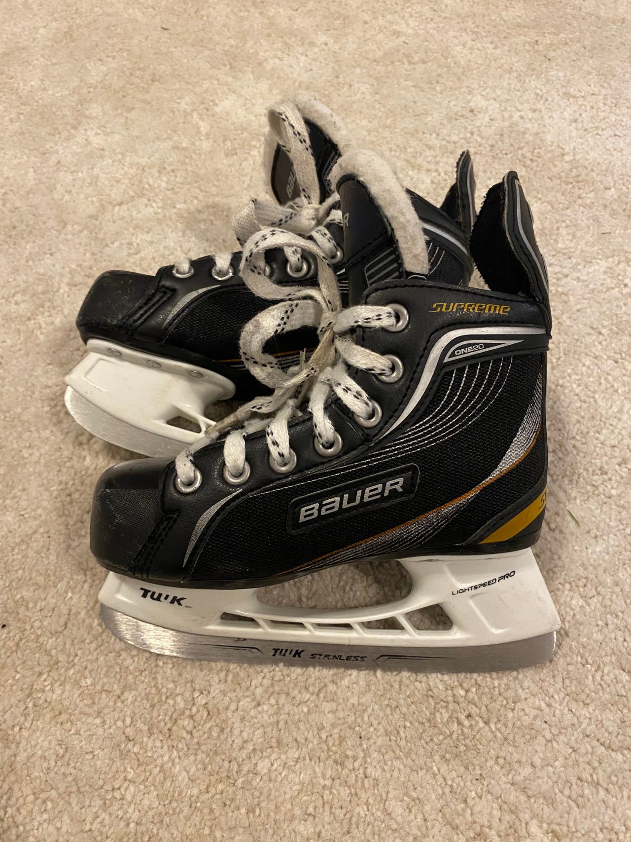 Koko 31 Bauer Supreme One20 hokkarit | Tori