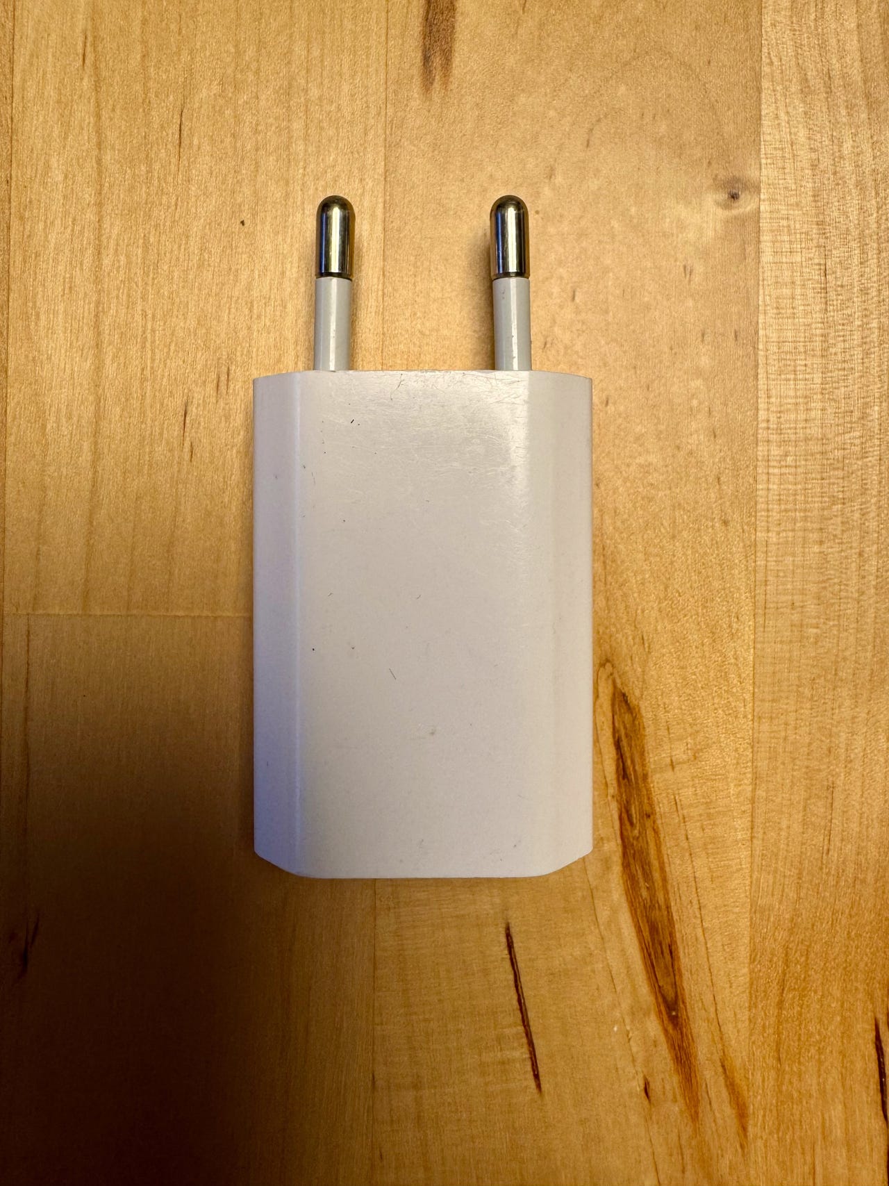 Apple 5W USB-A laturi (A1400) | Tori