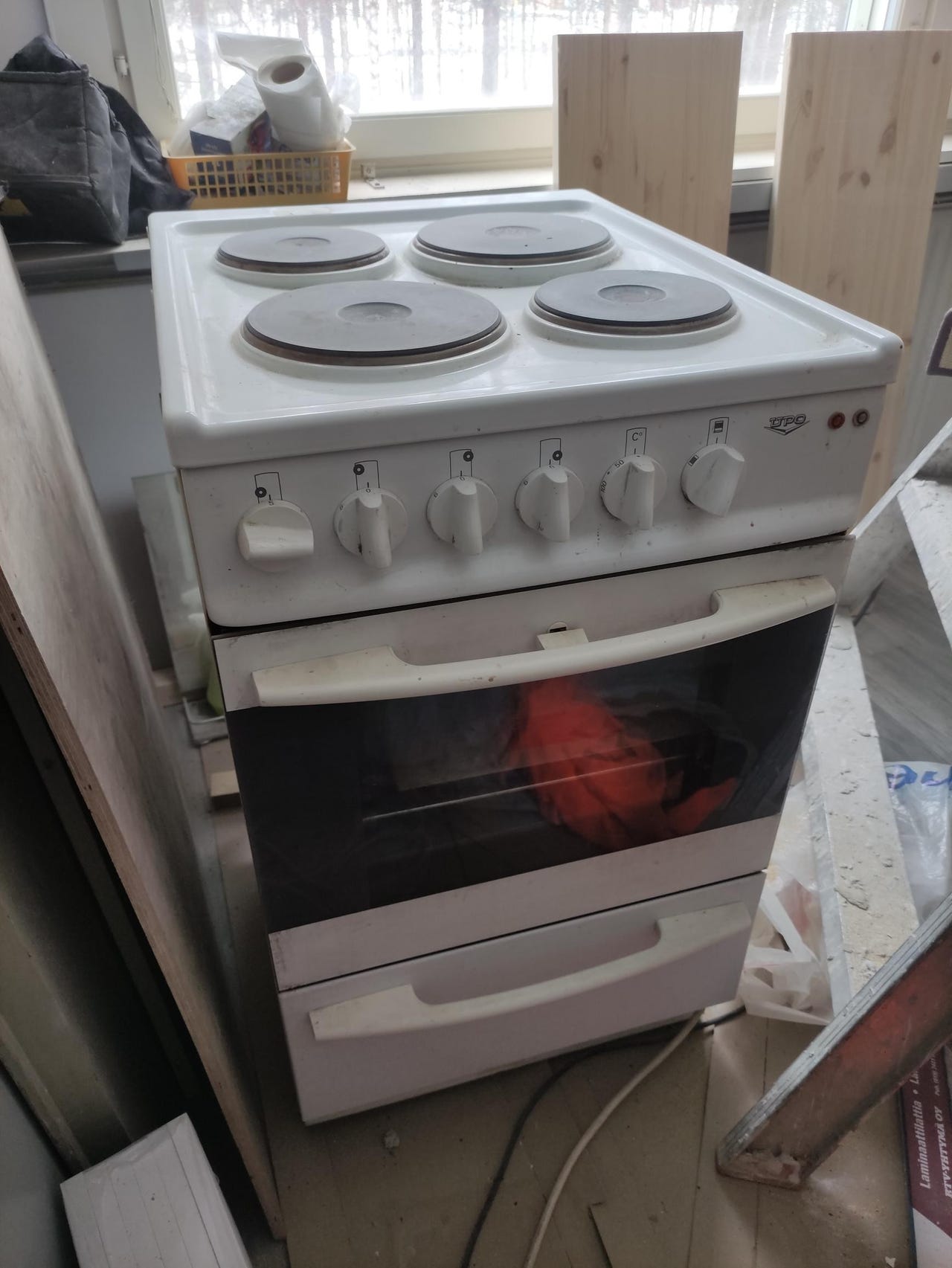 Upon toimiva liesi ja uuni | Tori