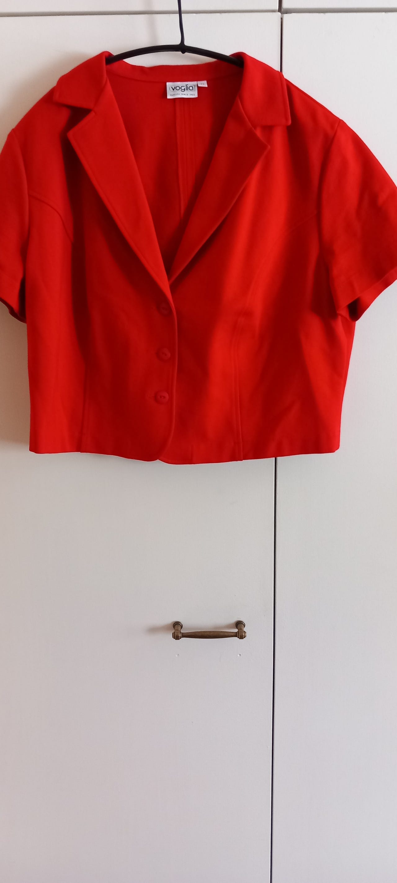 Voglian punainen jakku | Tori