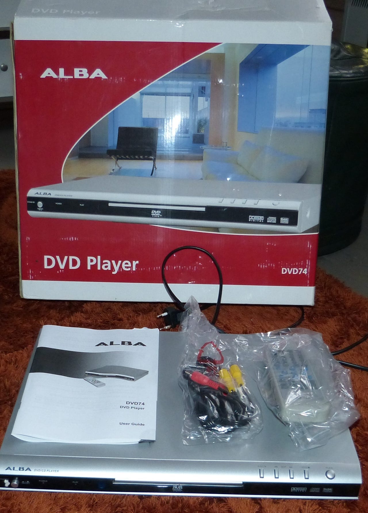 DVD CD soitin Alba + kaukosäädin + ohjekirja + video ja ääni kaapeli | Tori