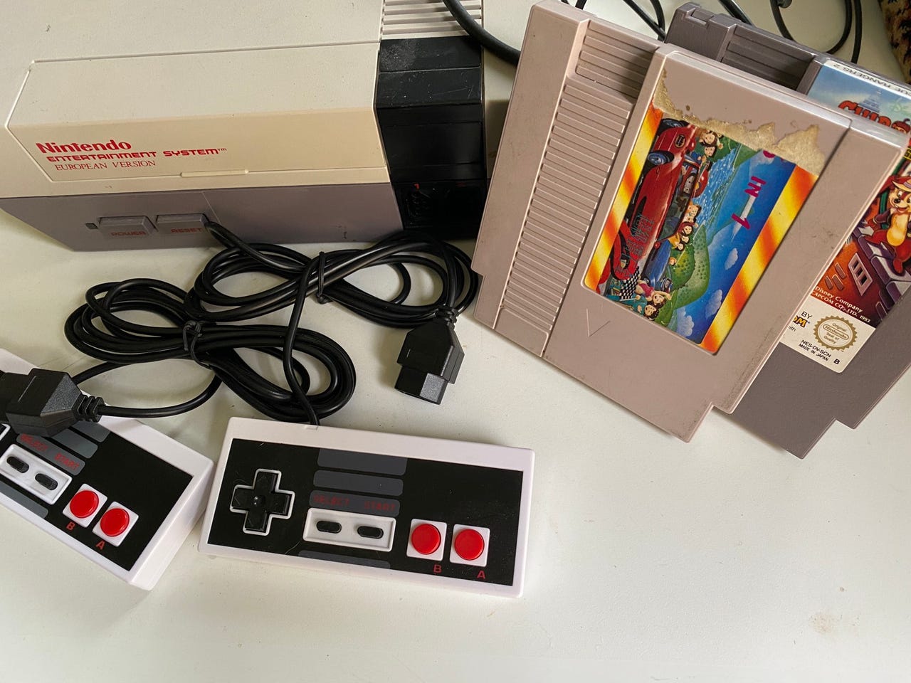 Nintendo 8 bit NES | Tori