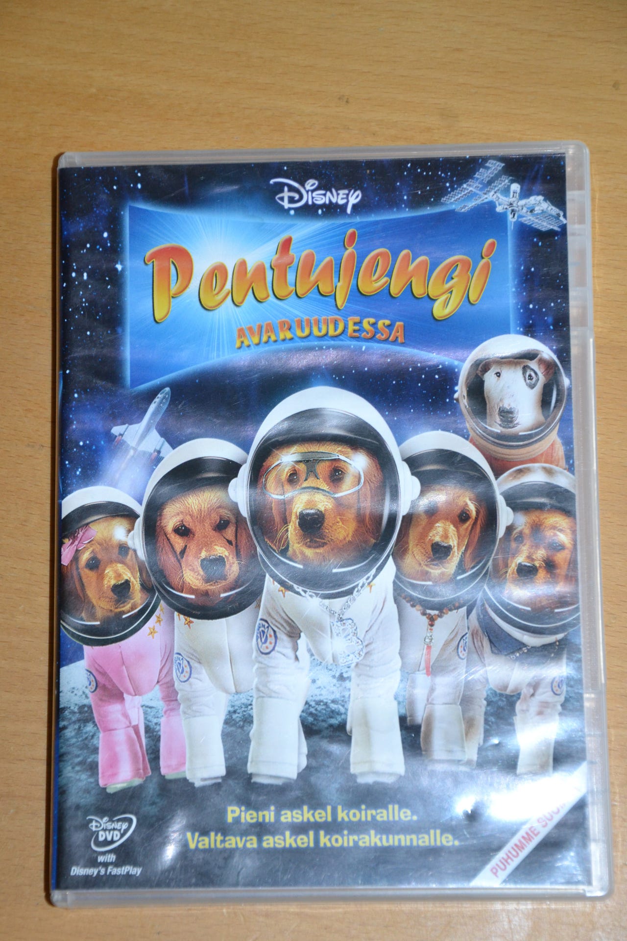 Disney Pentujengi avaruudessa | Tori