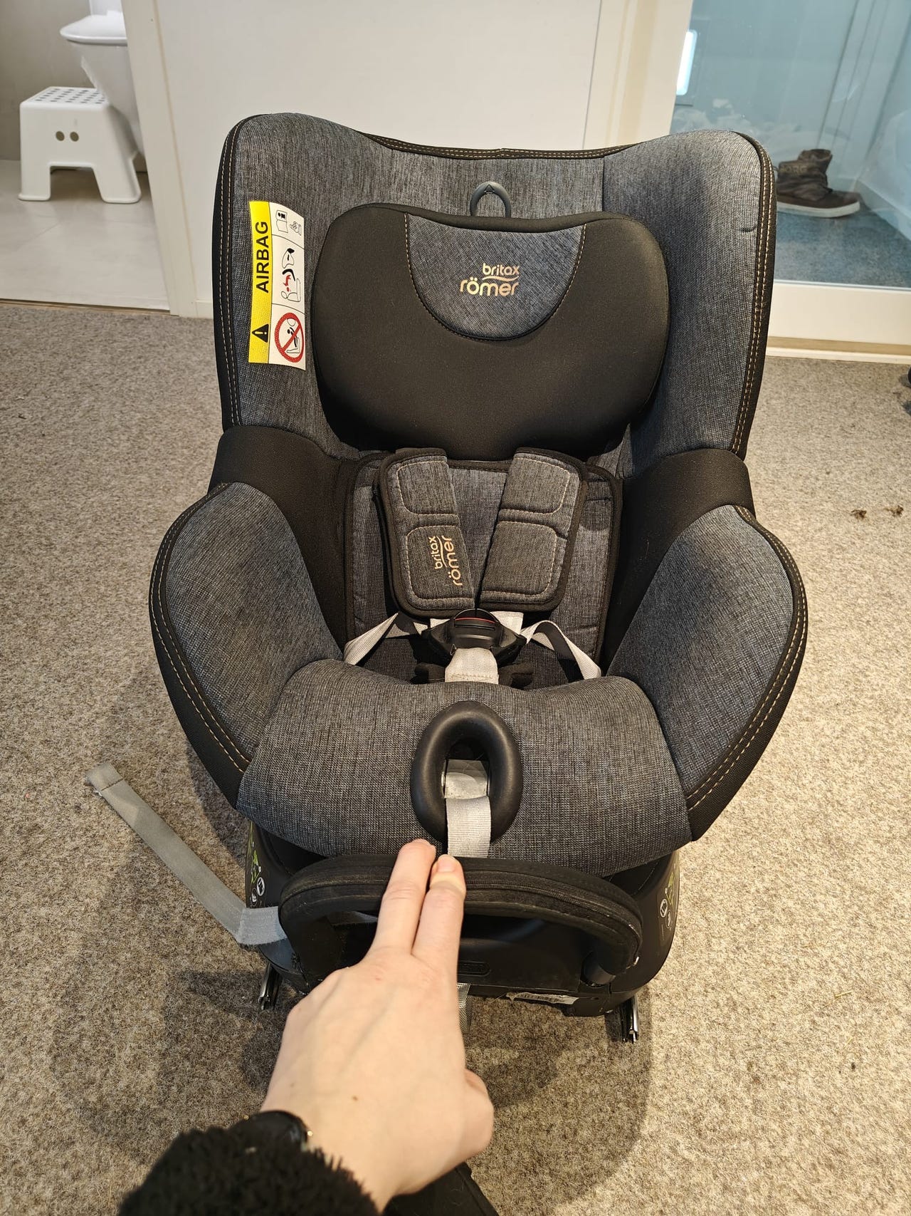 Britax Römer Dualfix 2R | Tori
