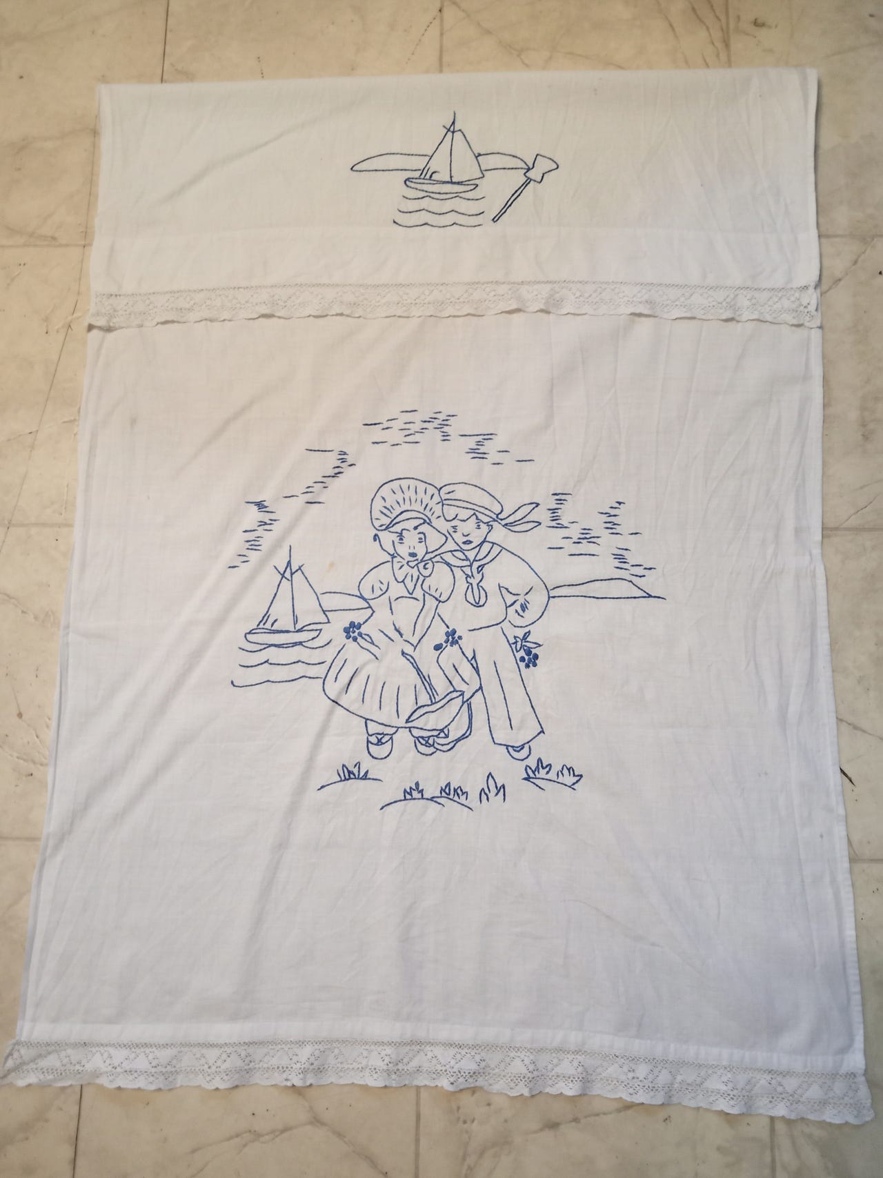 Pyyhe telineeseen Käsin Kirjailtu SUOJALIINA | Tori