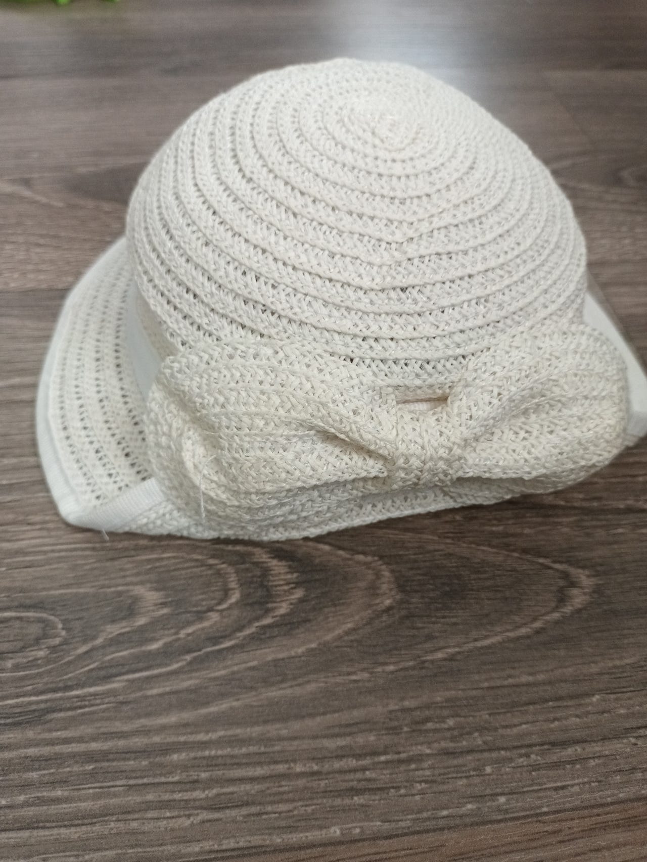 Valkoinen olkihattu 46cm | Tori