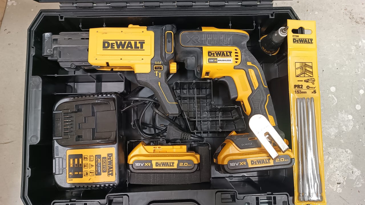 Dewalt DCF620 D2K Nauharuuvari | Tori