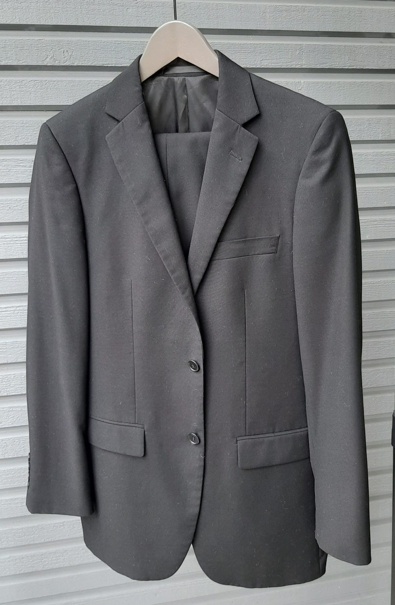 Dressmann, tumma puku, koko takki 44, housut 32-30 | Tori