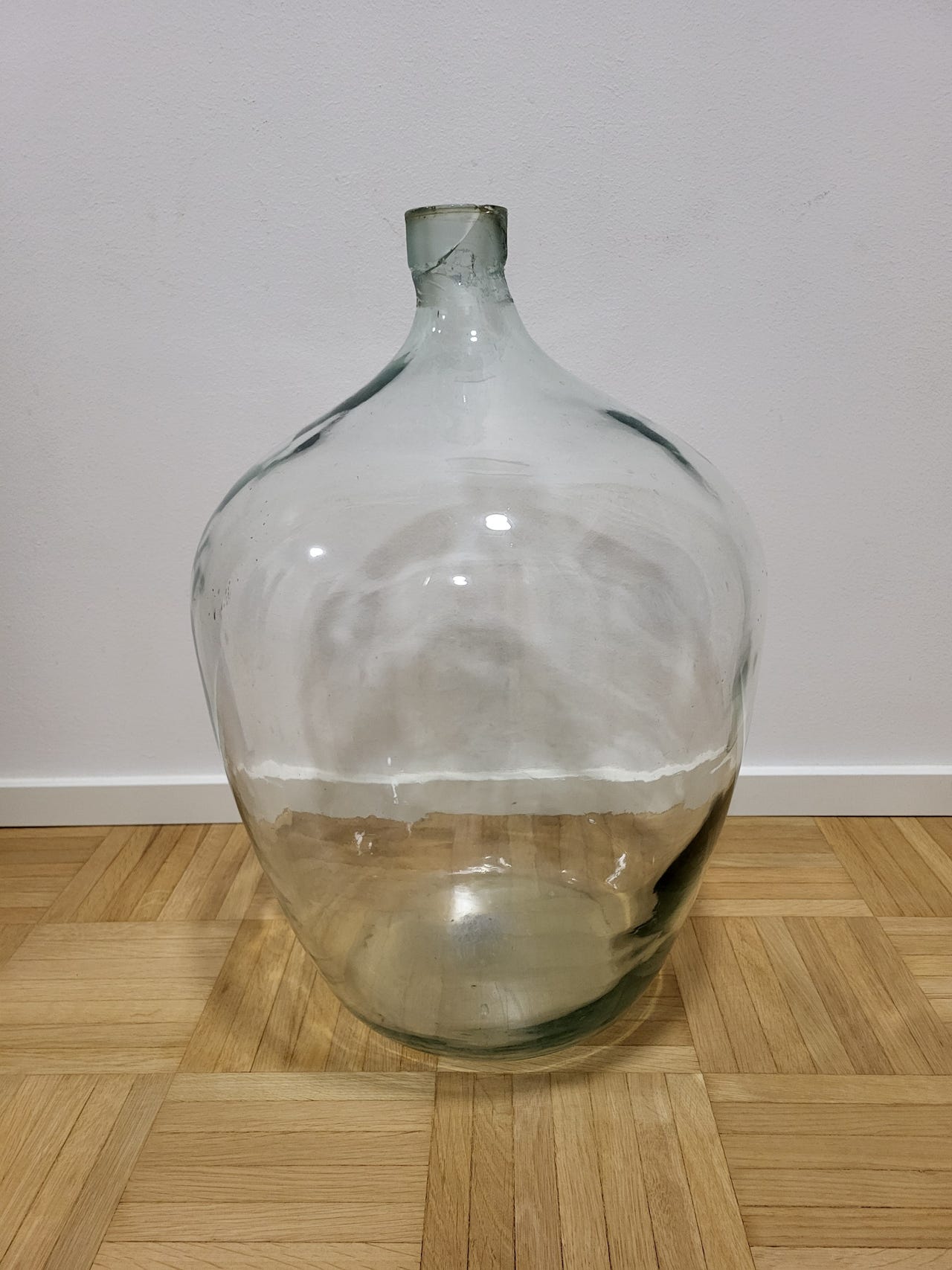 Iso lasipullo | Tori