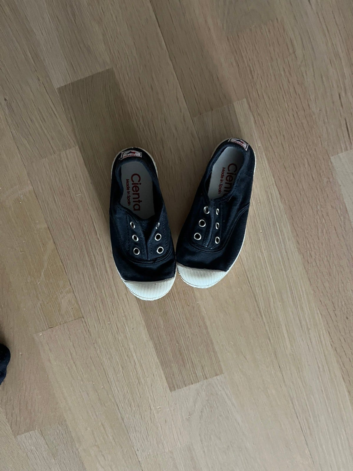 Cienta-kangaskengät koko 25 | Tori