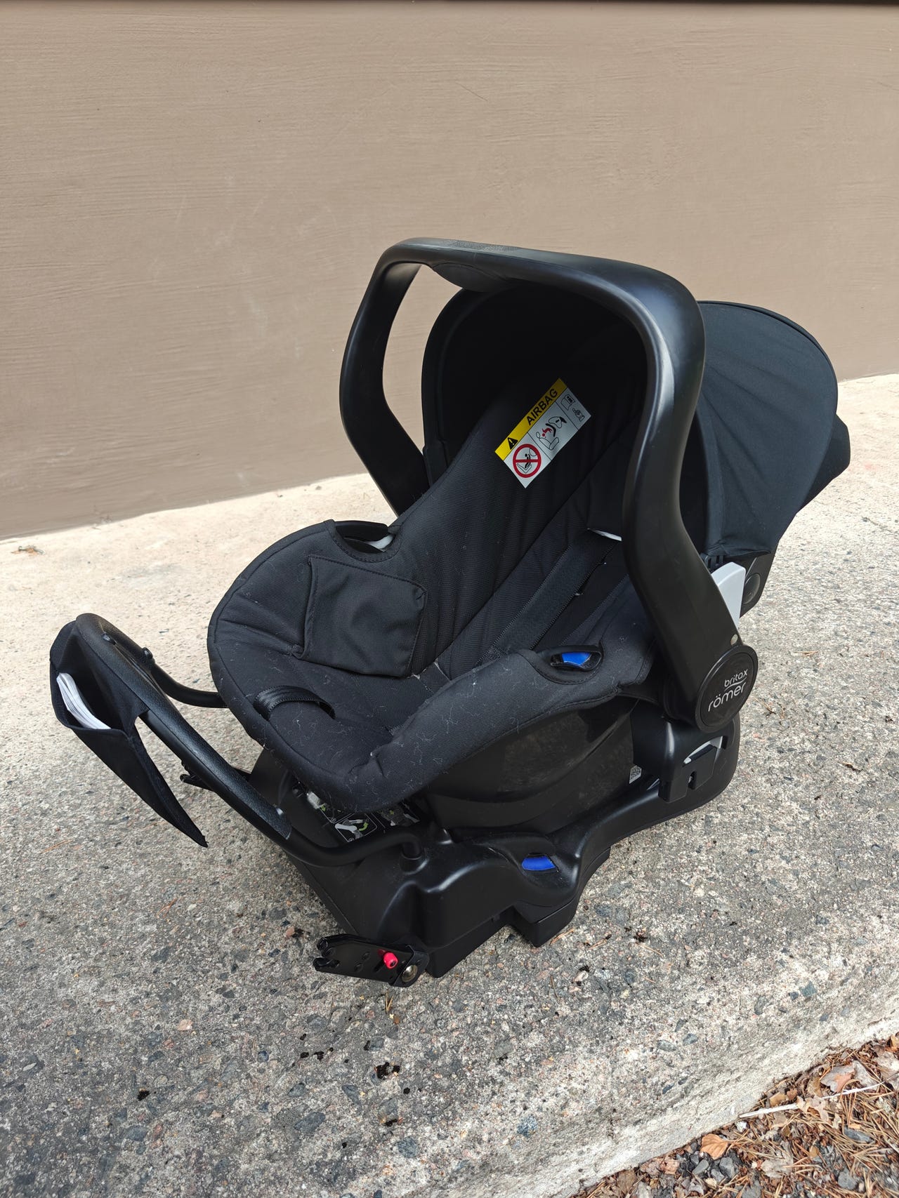 Britax Römer Primo turvaistuin ja telakka | Tori