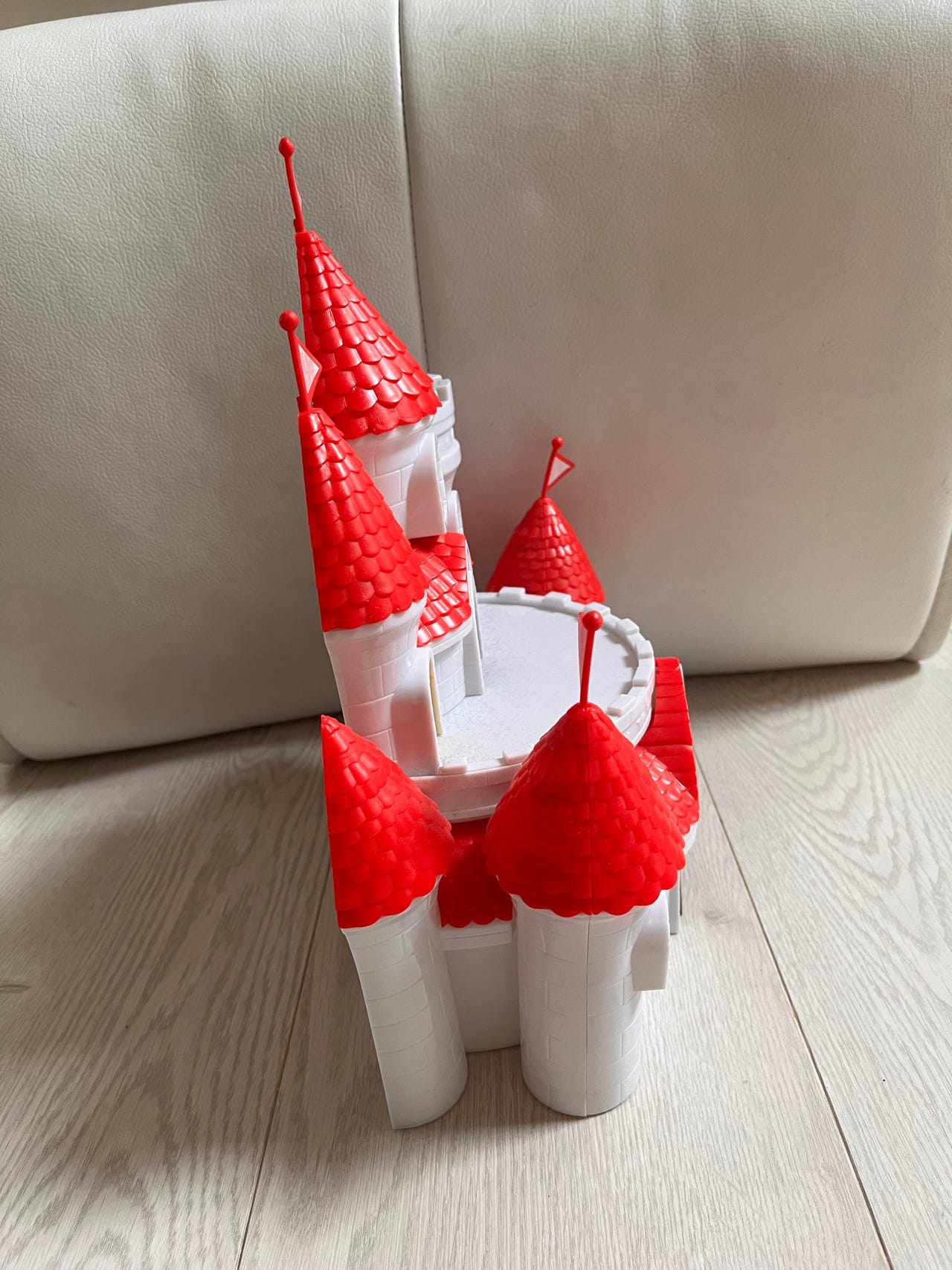 Super Mario Linna ja Bowser figuuri | Tori