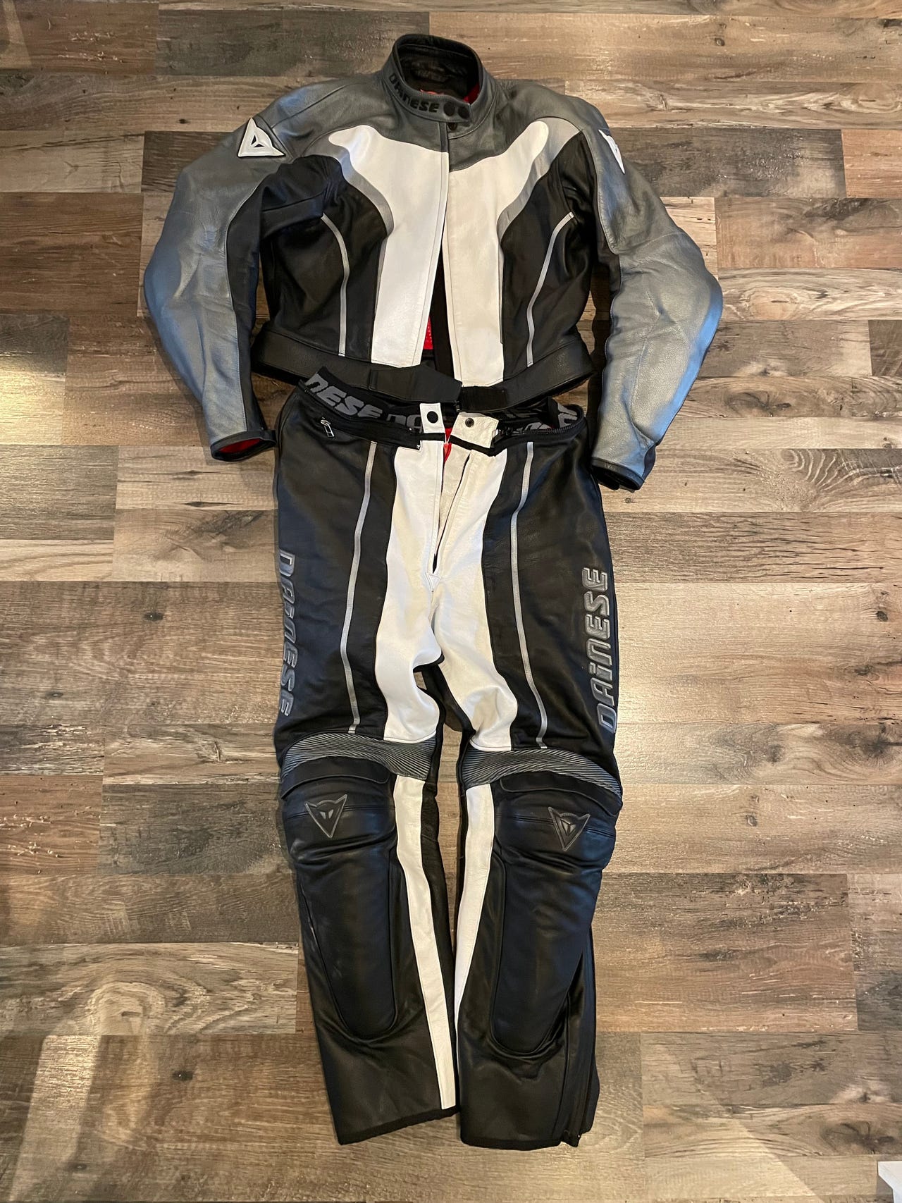 Dainise 2-os nahka-asu koko 50 | Tori