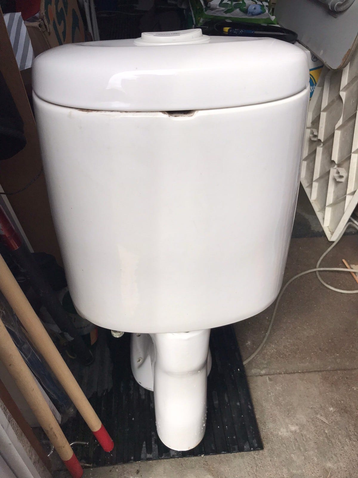 IDO WC-pytty kaksoishuuhtelulla | Tori