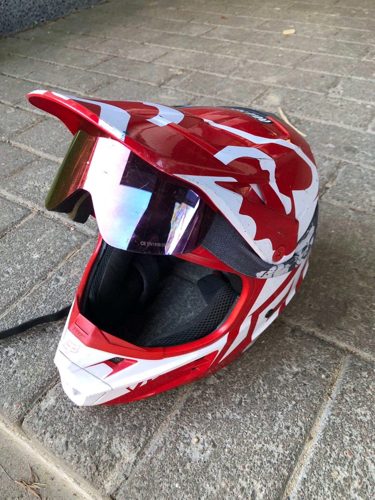 Mopo kypärä ja SFT ajolasit | Tori