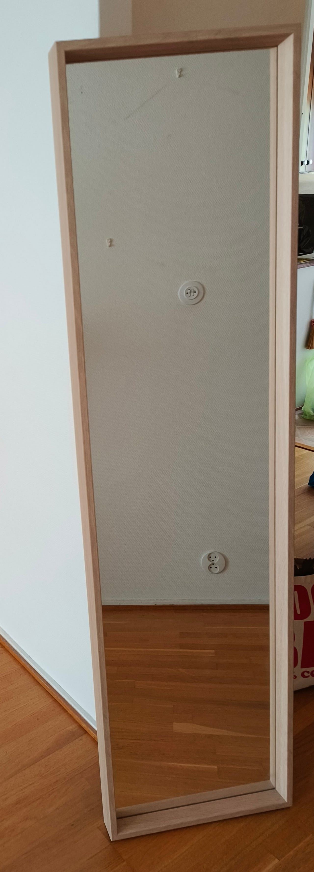 Tukeva, iso puukehyksinen peili | Tori