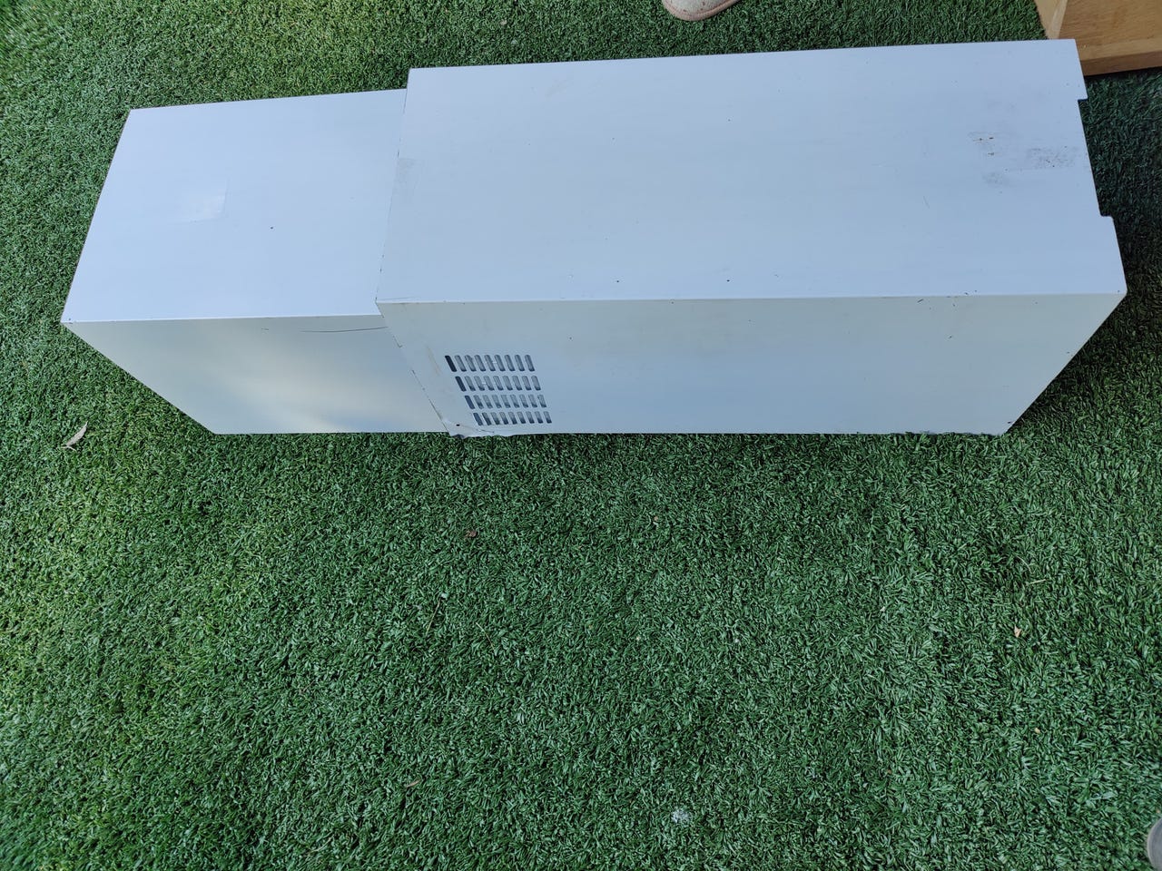 Liesituulettimen suojapelti, kiiltävä rosteri | Tori