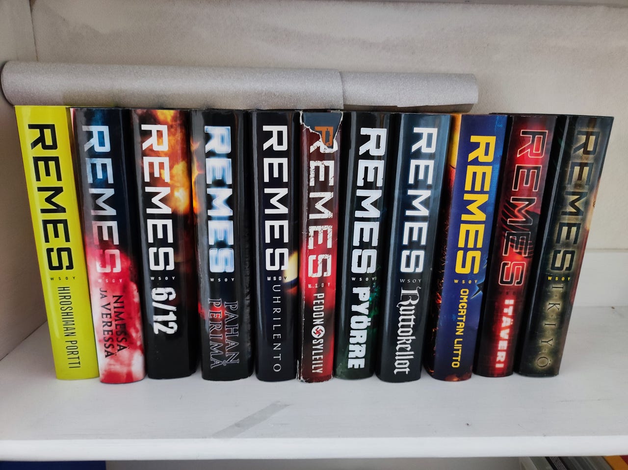 Kirjoja Ilkka Remes | Tori