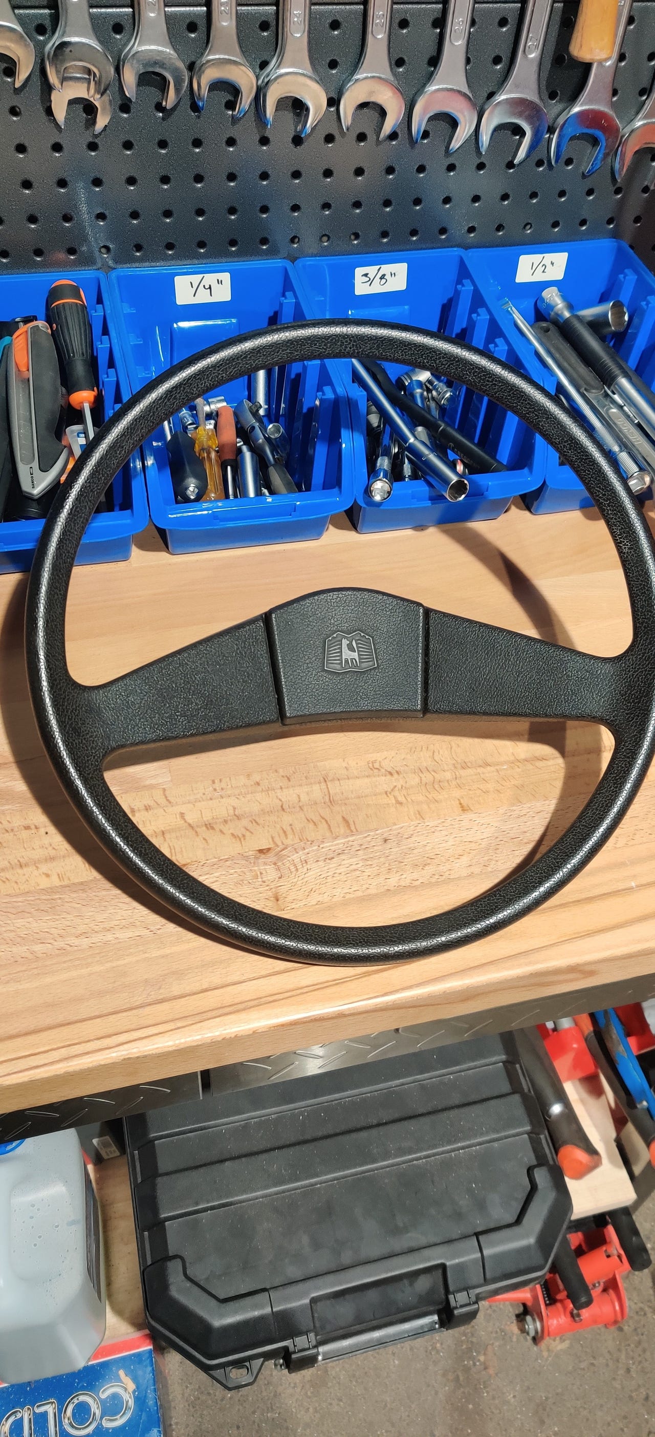 Hyväkuntoinen ratti VW Caddy Mk1 | Tori