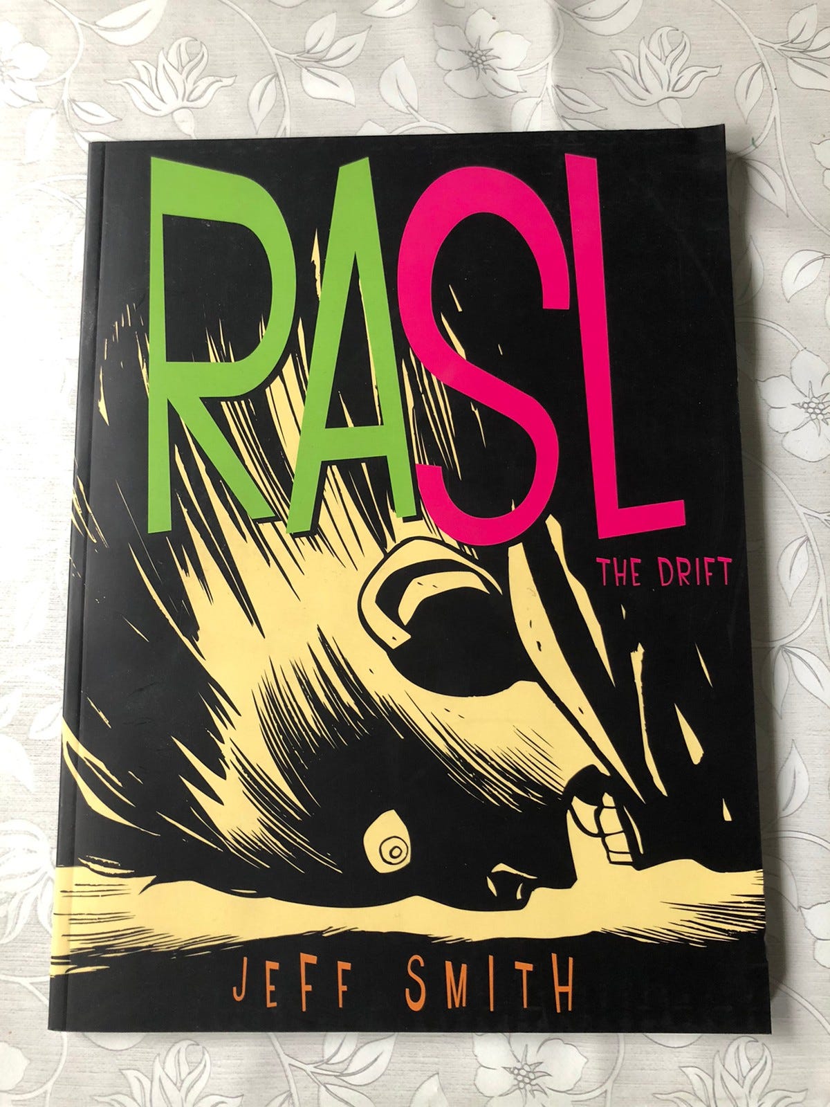 Jeff Smith - Rasl 1 | Tori