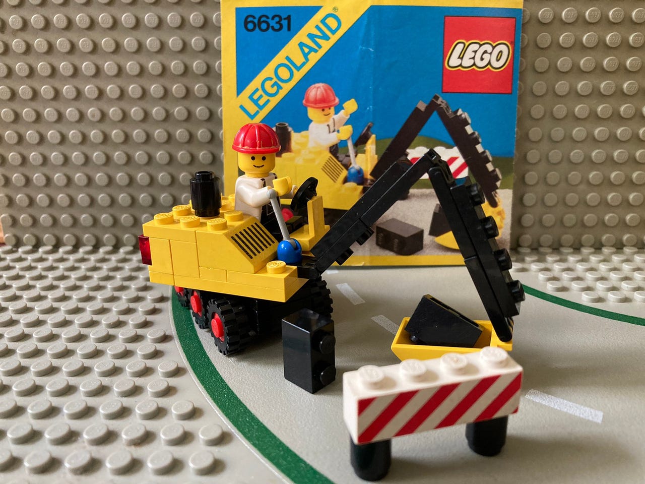 LEGO 6631 Classic Town - Steam Shovel - 1985 _ Complete w/ Instructions ...