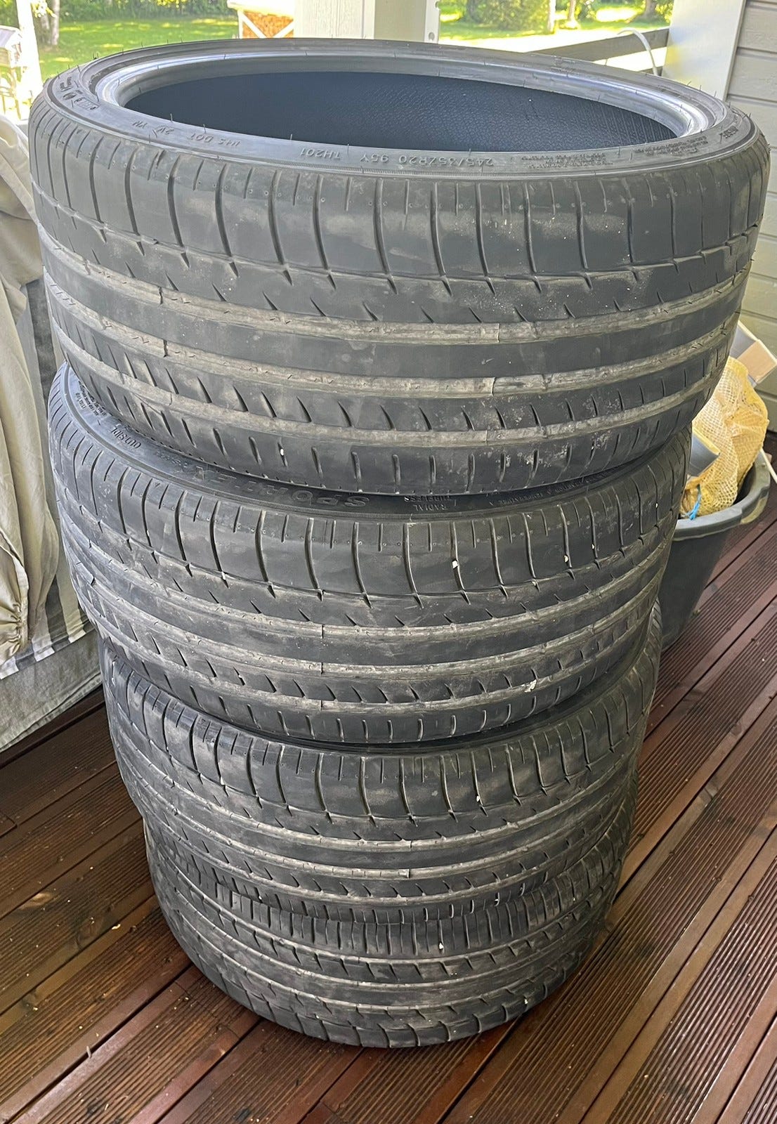 Triangle 245/35r20 Sportex Dot49/22 kesä n.5mm pintaa | Tori