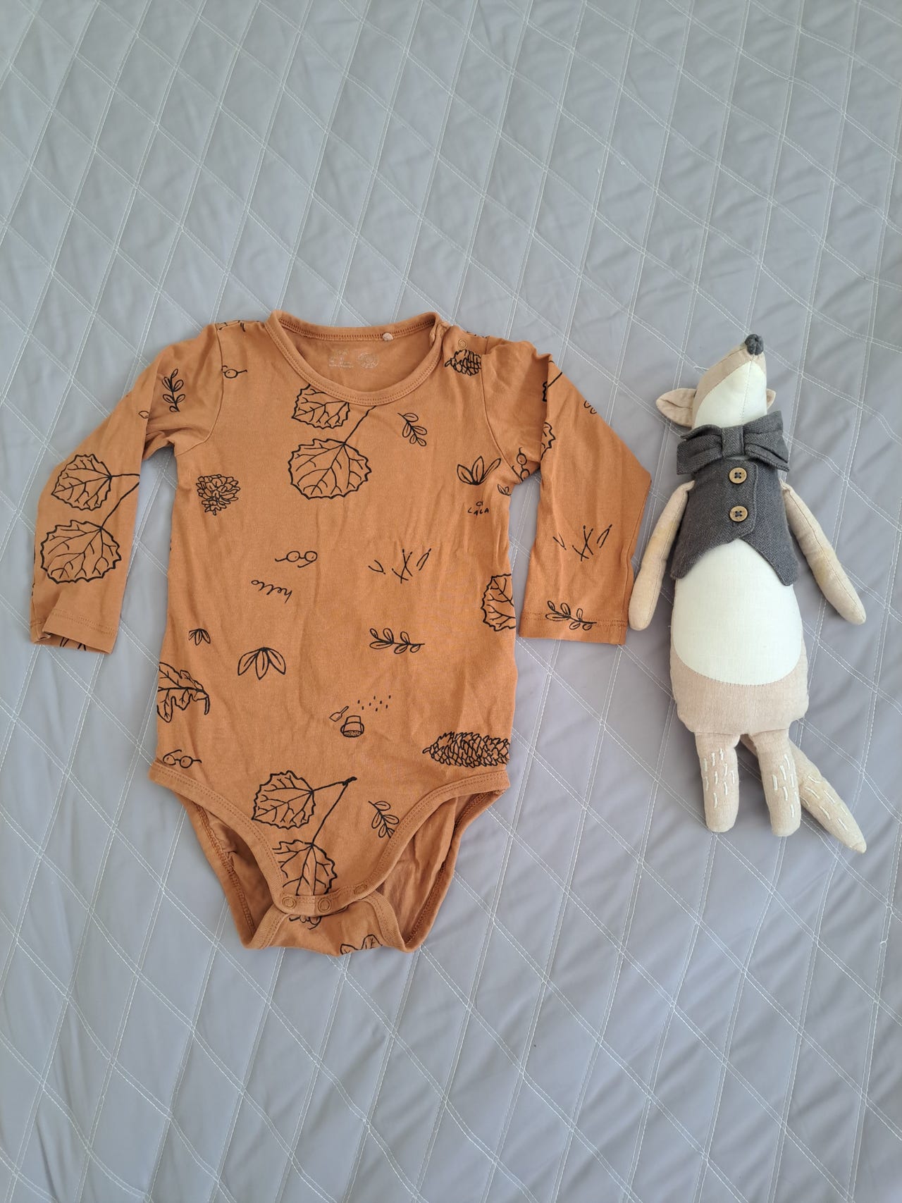 Lindex luontoaiheinen body 86 | Tori