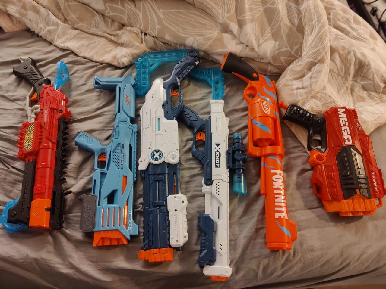 Nerf/xshot pyssyt | Tori