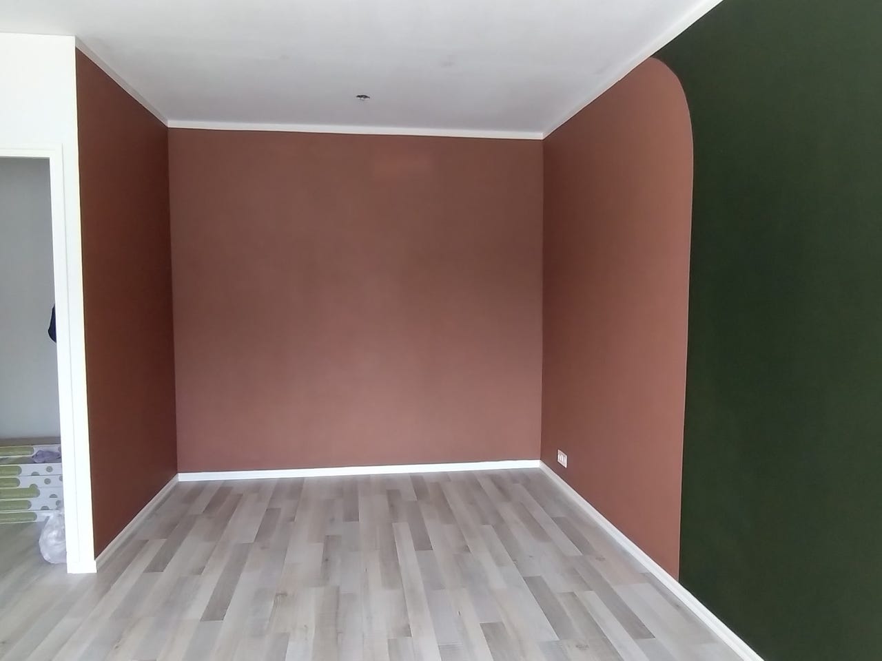 Rustan Burnt red -maali | Tori