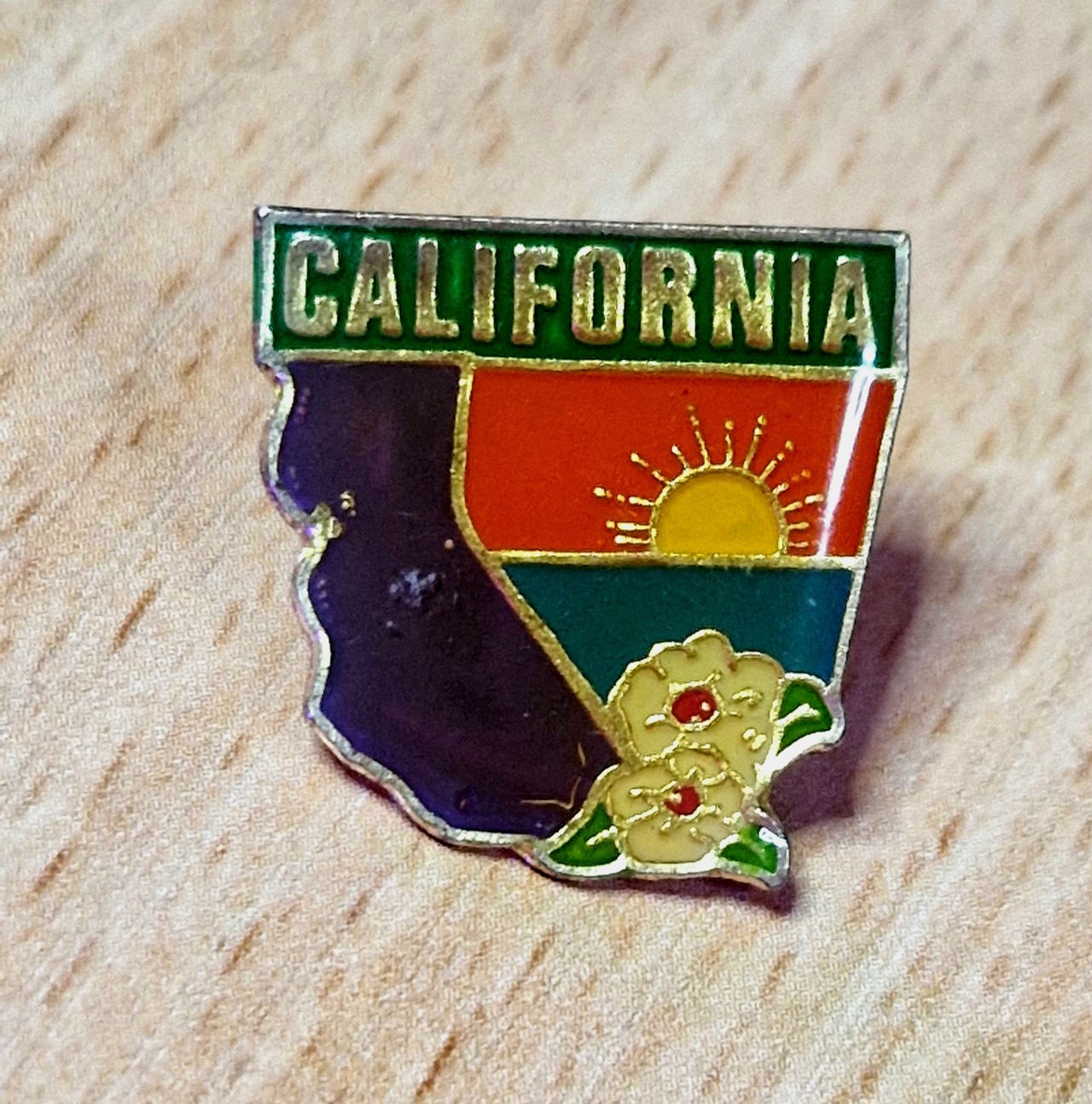 California Pinssi | Tori