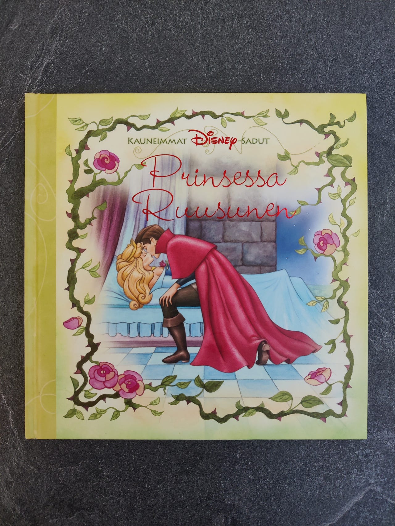 Prinsessa Ruusunen kirja | Tori