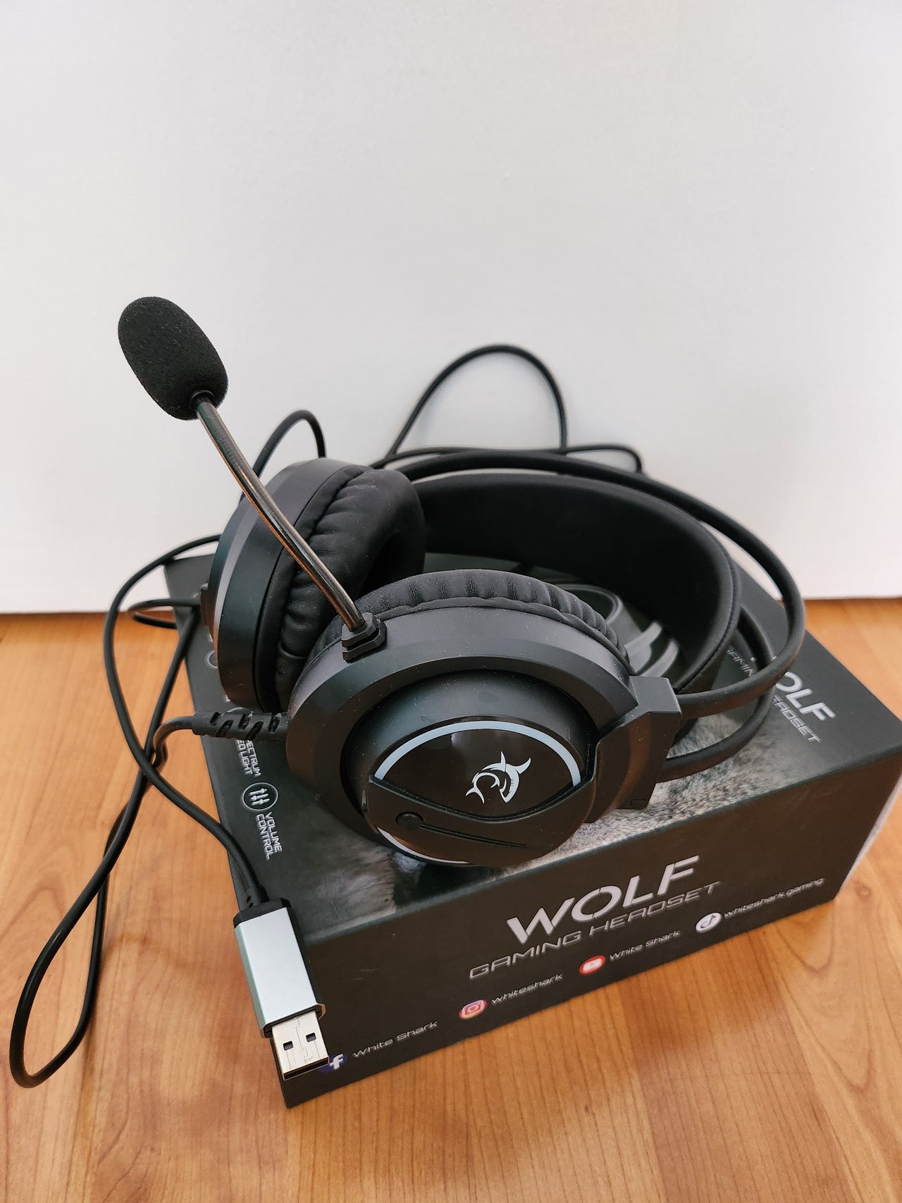 White Shark Wolf Gaming Headset -pelikuulokkeet | Tori
