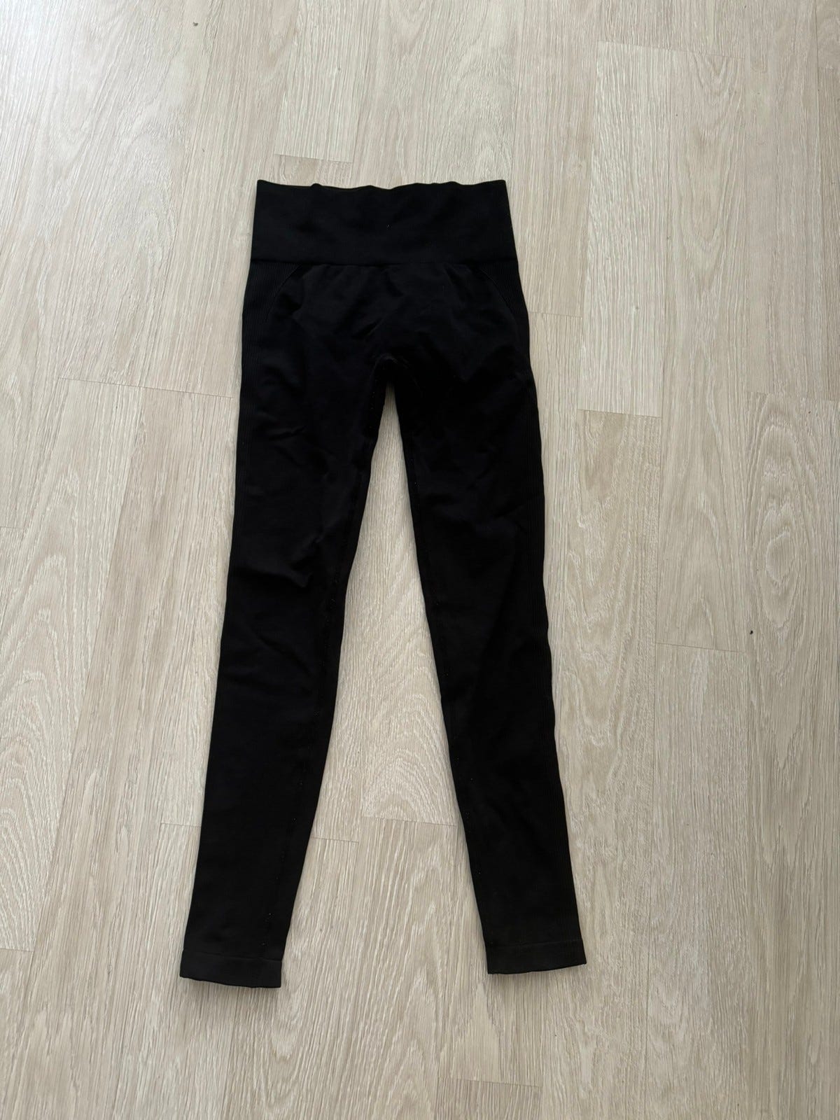 Treenilegginsit peppurypytyksellä, koko S | Tori