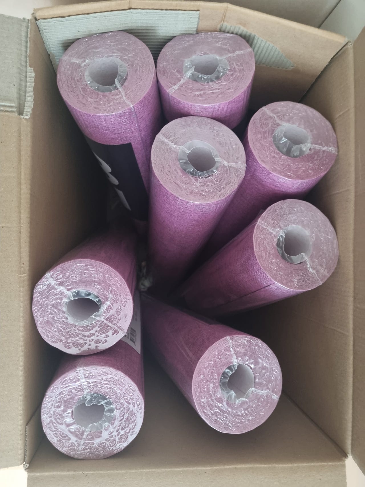 Tapetteja 8 rullaa | Tori