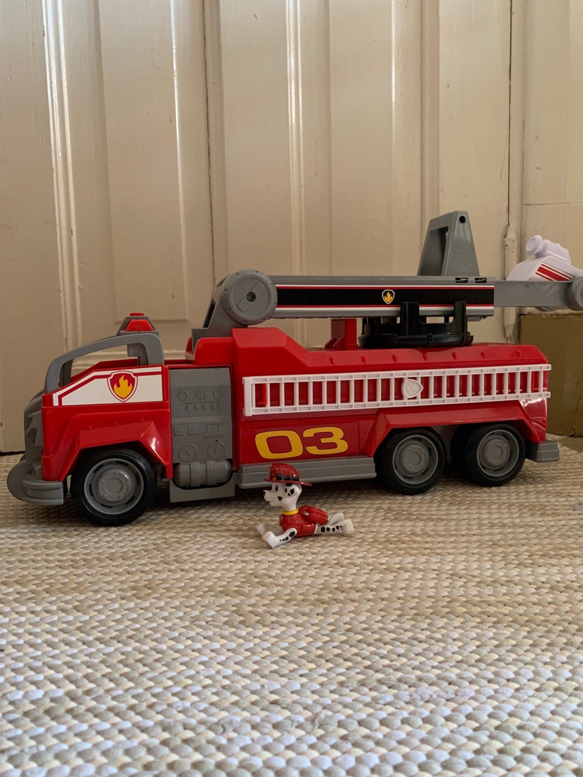 Iso paloauto ryhmä hau Samppa Janakkala / Espoo | Tori