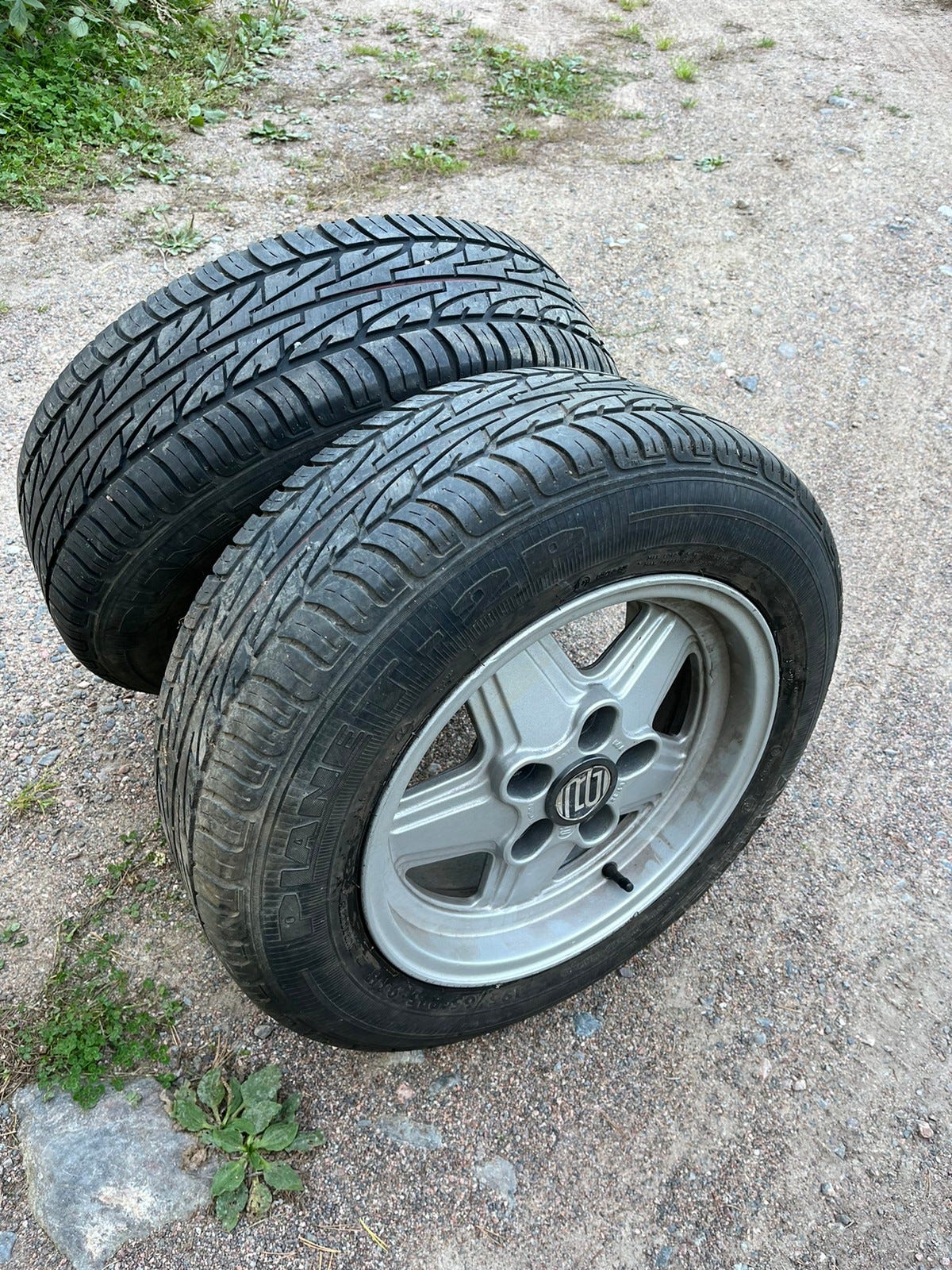 Volvon vanteet 240 740 940 | Tori