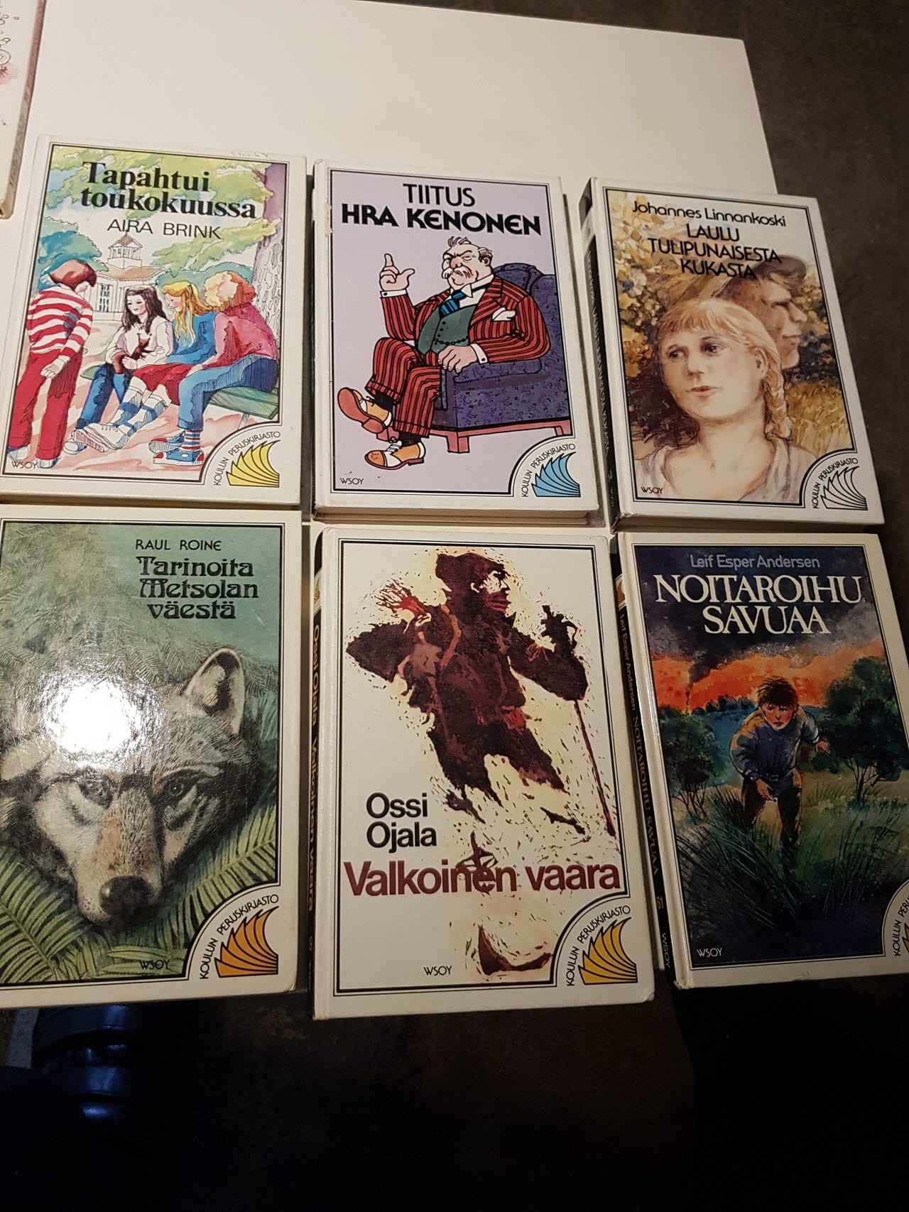 Koulun peruskirjasto x 6 | Tori