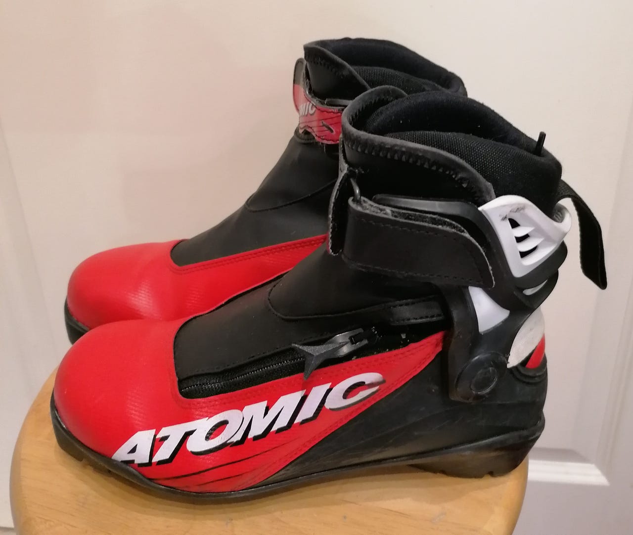 Atomic luistelumonot, koko 37 1/3, SNS PILOT | Tori