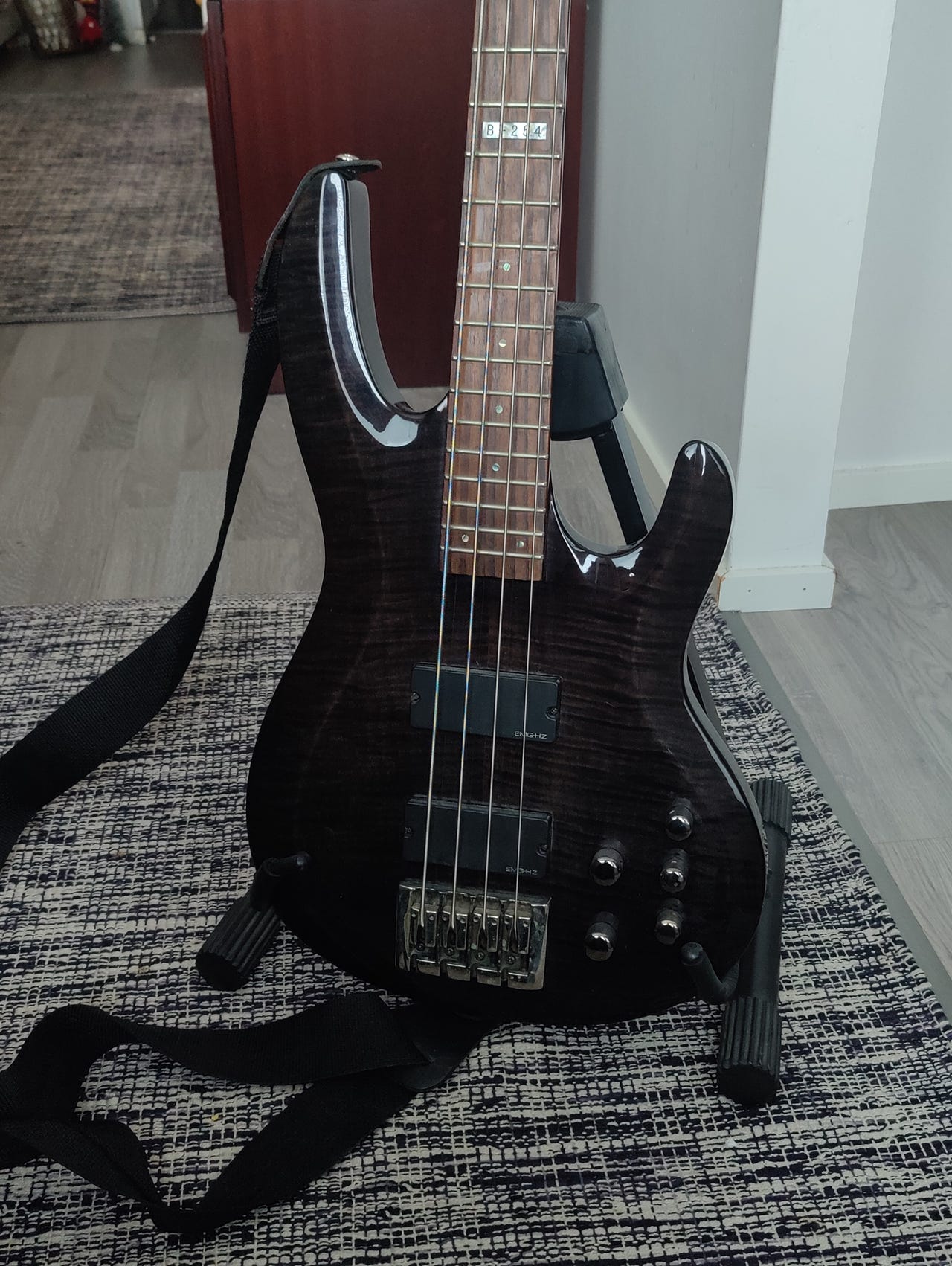ESP LTD B-254 BASSO + teline | Tori