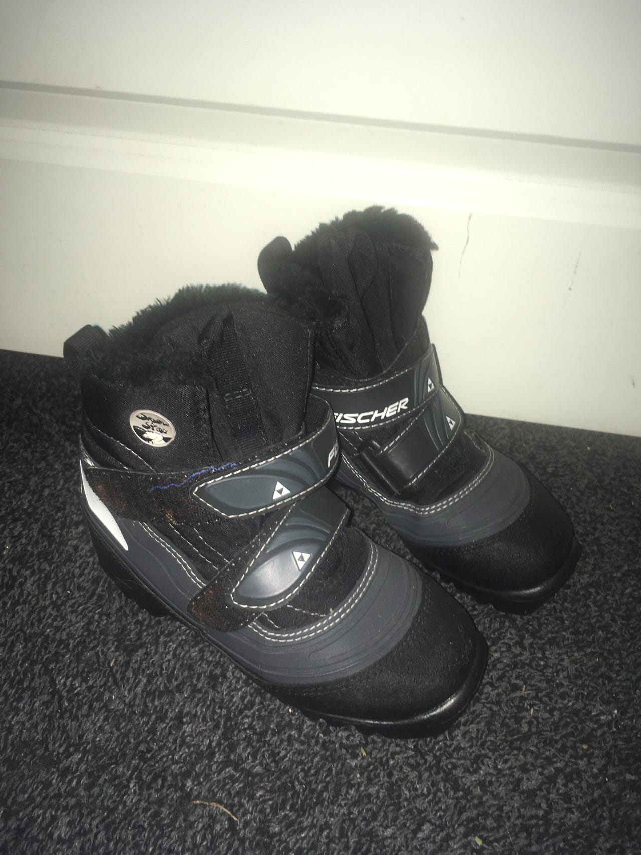 Fischer monot koko 31 NNN-side | Tori