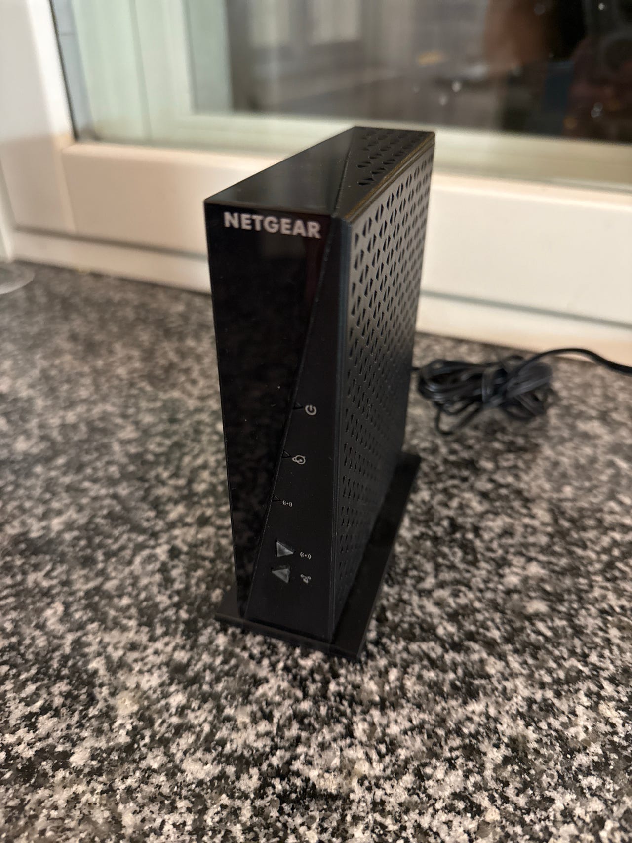 Netgear wnr2000v5 reititin | Tori