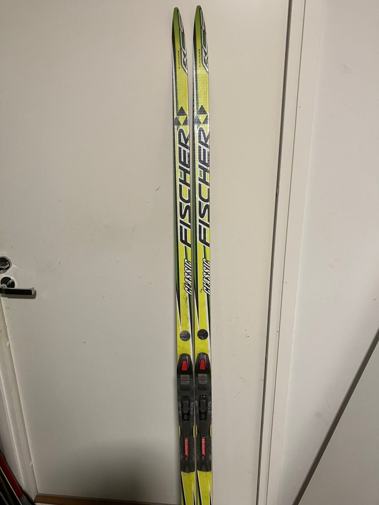 Fischer perinteisen sukset, juniorien kilpasuksi | Tori